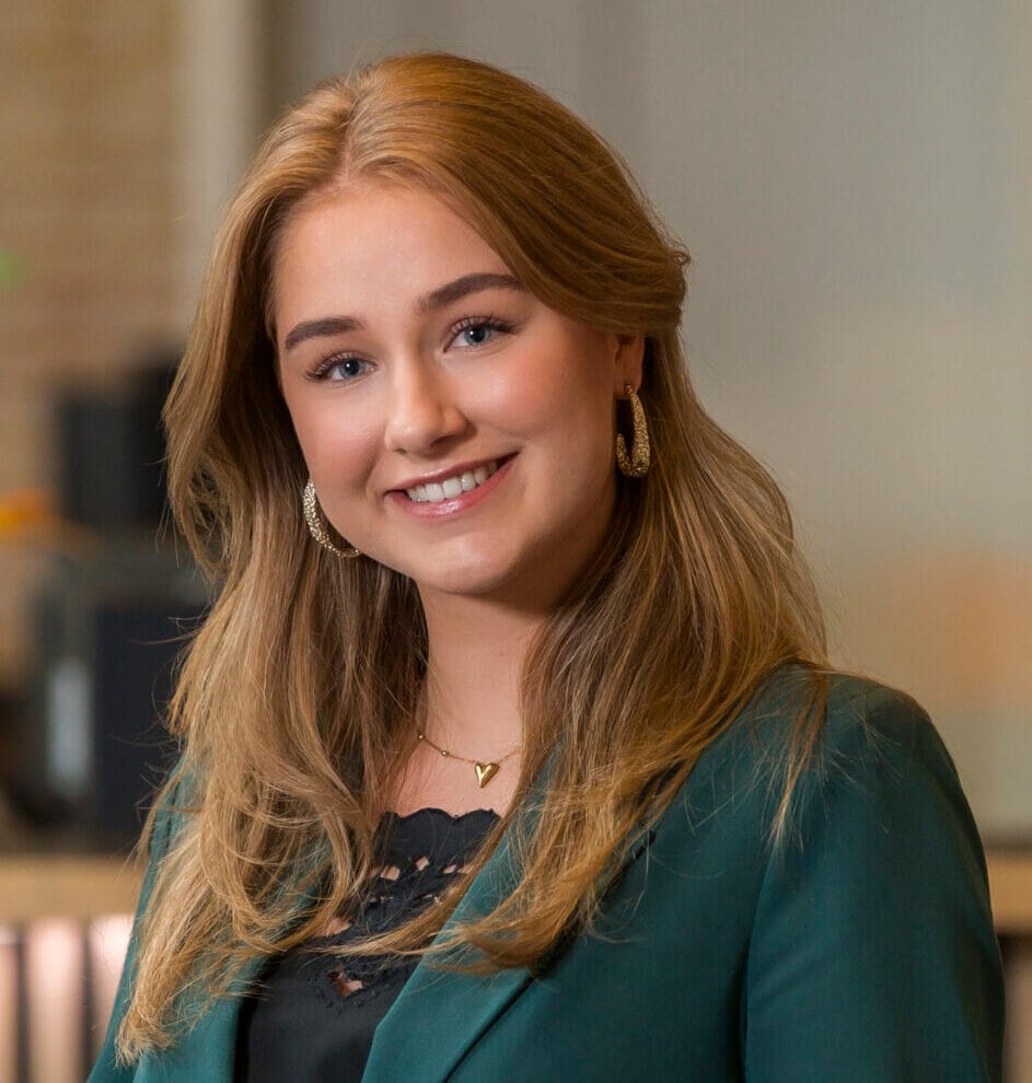 Inde van Leeuwen | Interim stagiaire - Geerts & Partners